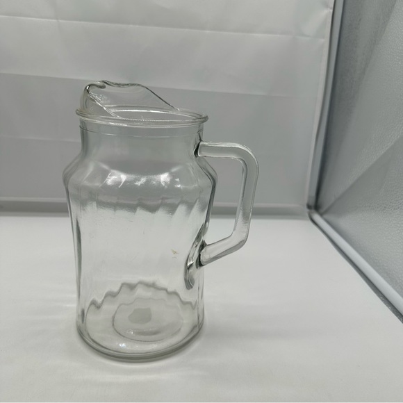 Dining | Vintage Clear Glass Pitcher Swirled | Poshmark